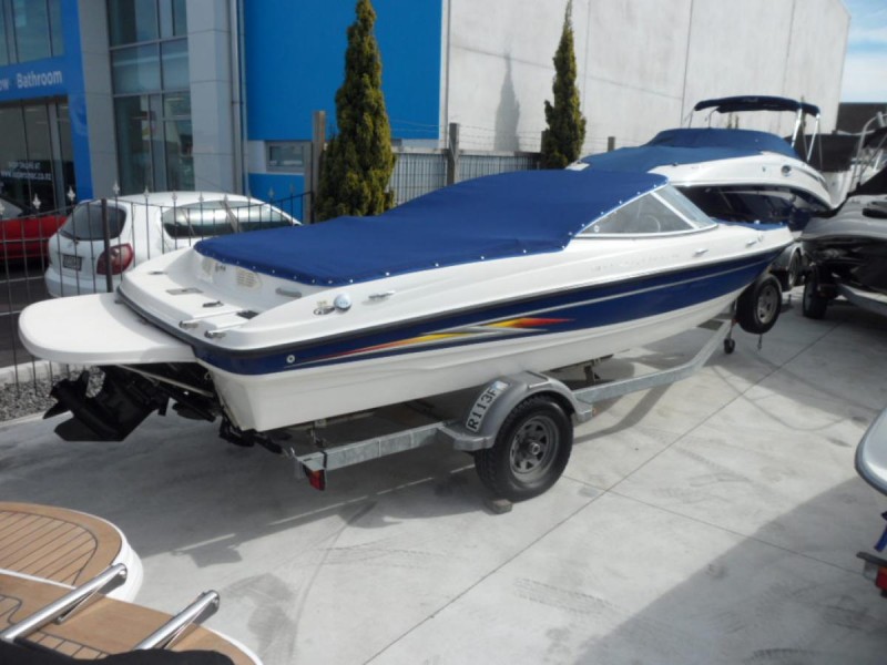 2005 Bayliner 205 BowRider | Nautic Electronics
