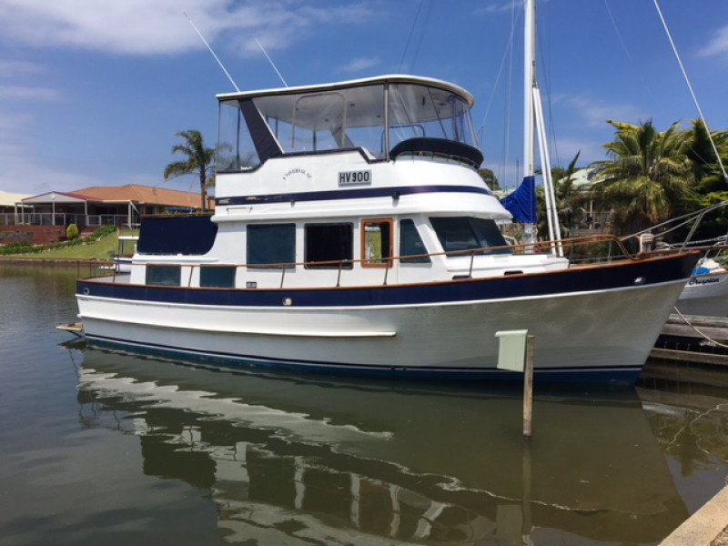 1970 Universal 42 Flybridge Cruiser | Performance Boating